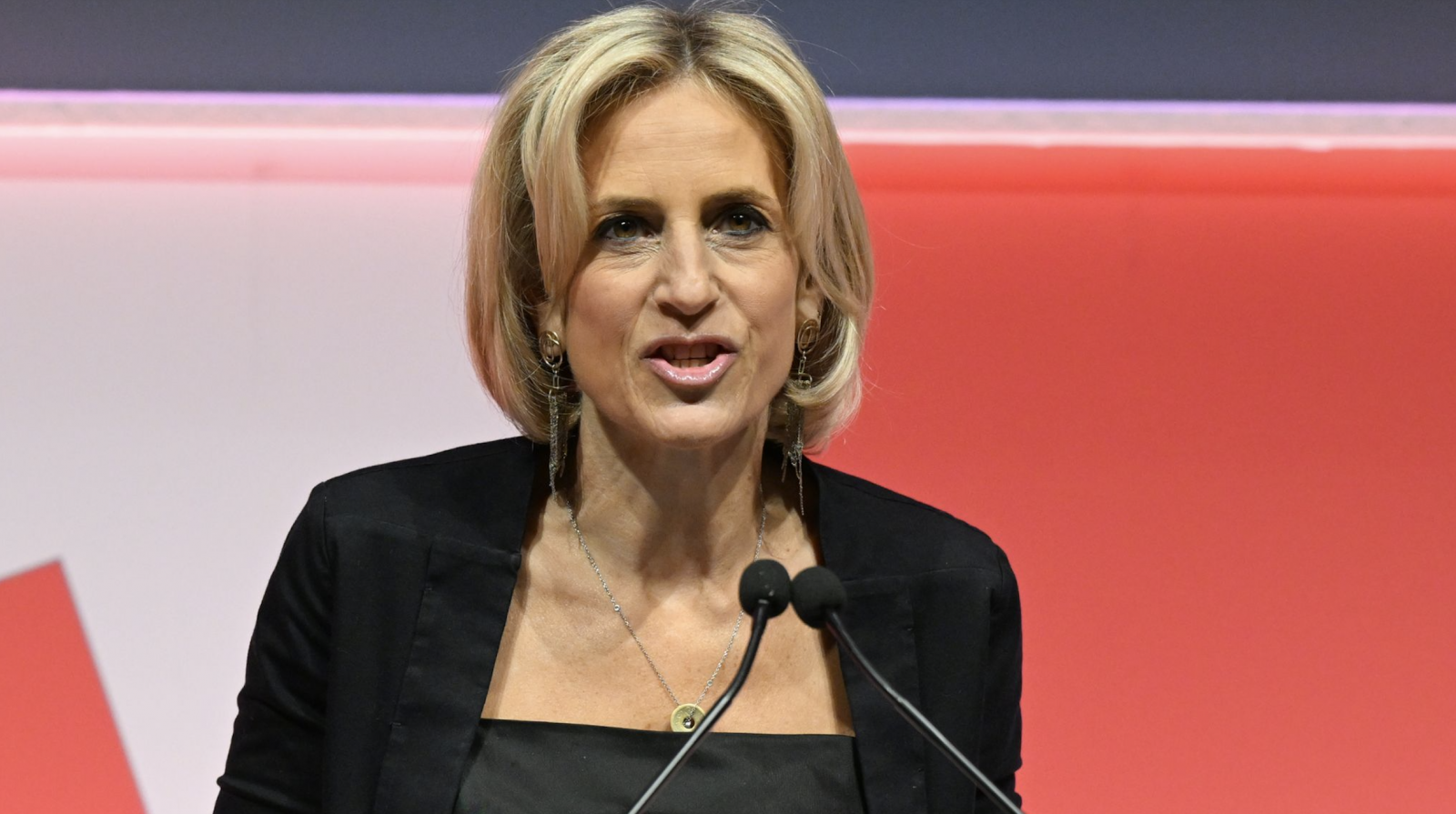 Former high profile BBC journalist criticises corporation’s approach to ...